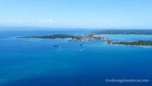 Isla Colon Panama: A Local's Quick Travel Guide (2023)